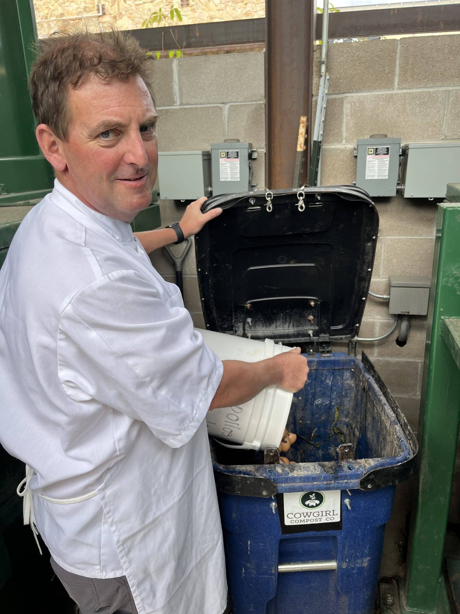 Restaurant composting pilot program diverts 3 tons of food waste so far ...